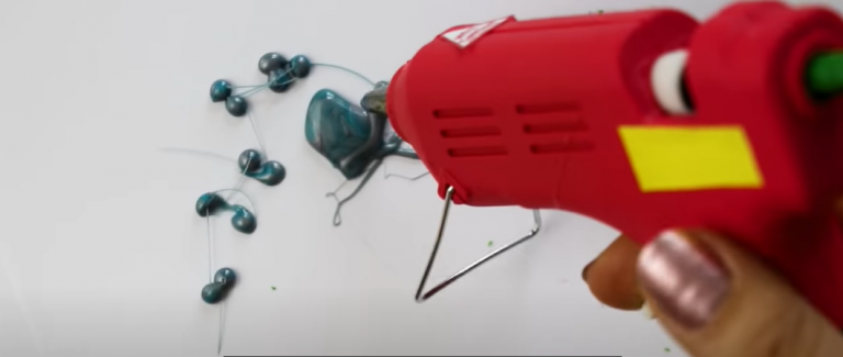 Can You Put Crayons in a Hot Glue Gun? - GlueGunWiki