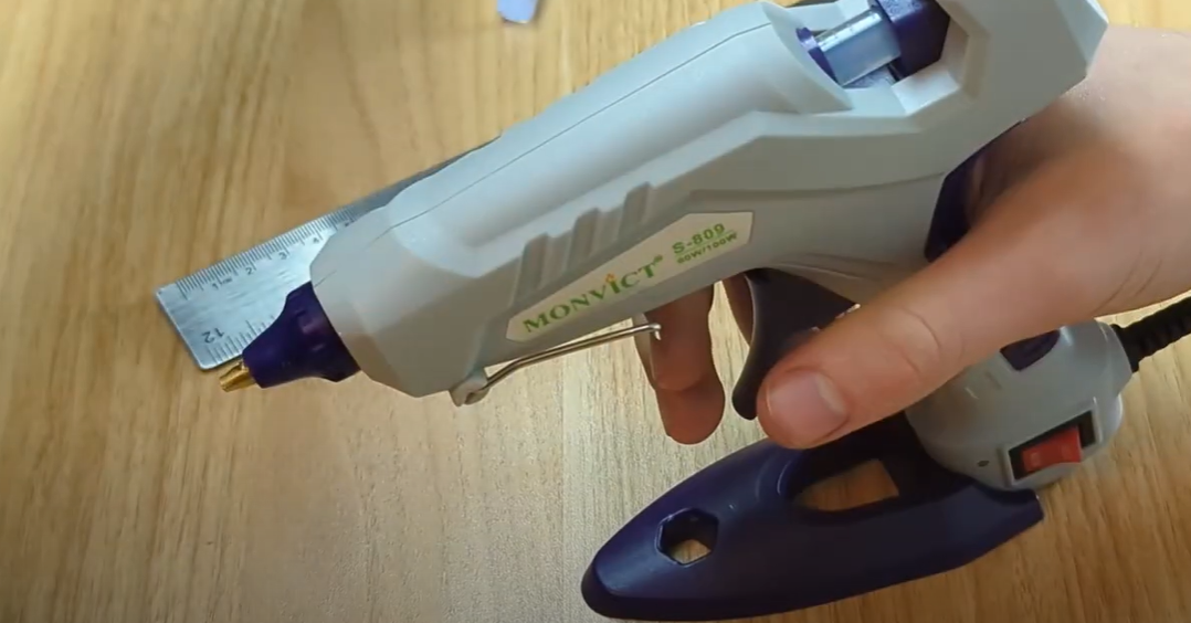 How Long Does a Hot Glue Gun Burn Last? - GlueGunWiki